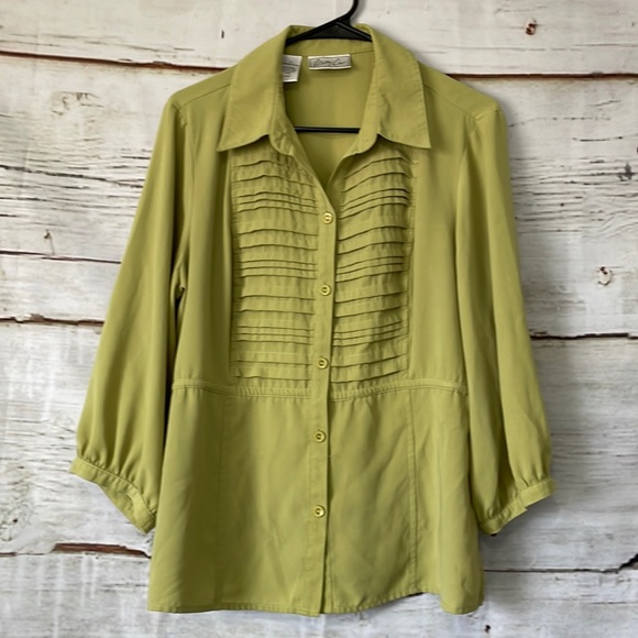 Kathy Che | Tops | Kathy Che Blouse Green Pleated And Button Up With ...